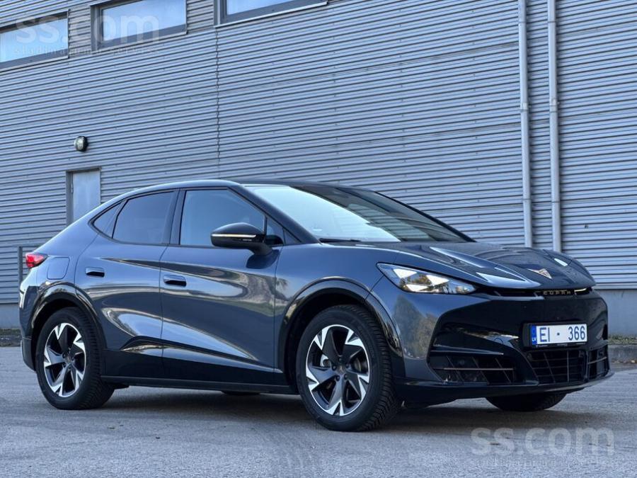 Синий Cupra Tavascan 2025 в Рига, объемом двигателя 0.00 л и пробегом 3 тыс. км за 39600 €, фото 5 на AUTOMOTO.COM.LV