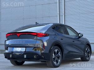 Синий Cupra Tavascan 2025 в Рига, объемом двигателя 0.00 л и пробегом 3 тыс. км за 39600 €, фото 8 на AUTOMOTO.COM.LV