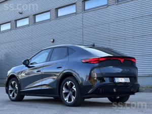 Синий Cupra Tavascan 2025 в Рига, объемом двигателя 0.00 л и пробегом 3 тыс. км за 39600 €, фото 11 на AUTOMOTO.COM.LV