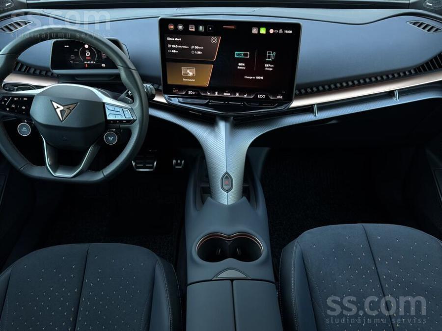 Синий Cupra Tavascan 2025 в Рига, объемом двигателя 0.00 л и пробегом 3 тыс. км за 39600 €, фото 21 на AUTOMOTO.COM.LV