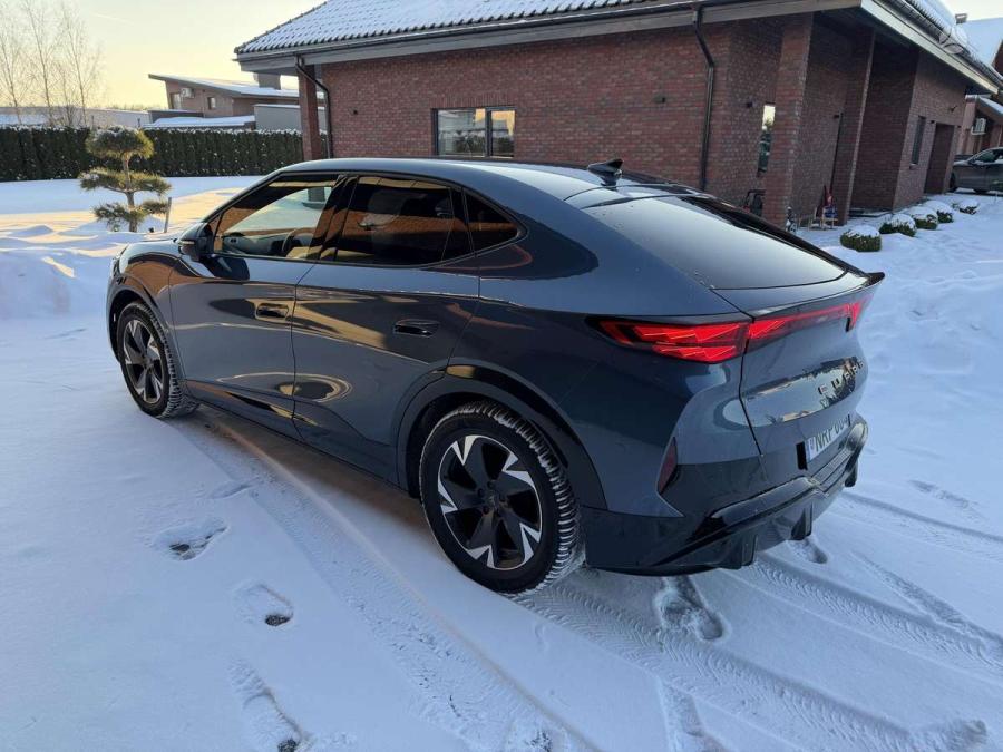 Zils Cupra Tavascan 2025 Kauņa, ar dzinēja tilpumu 0.00 L un nobraukumu 15 tūkst. km par 36500 €, foto 7 vietnē AUTOMOTO.COM.LV