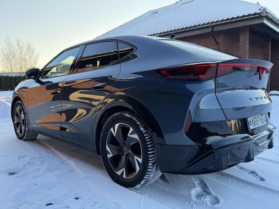 Zils Cupra Tavascan 2025 Kauņa, ar dzinēja tilpumu 0.00 L un nobraukumu 15 tūkst. km par 36500 €, foto 19 vietnē AUTOMOTO.COM.LV