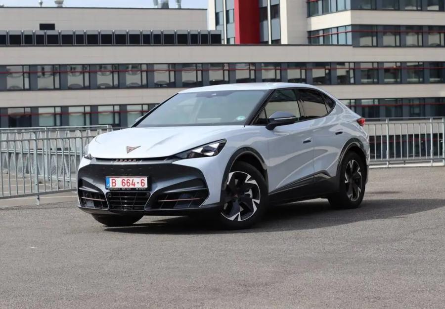 Cupra Tavascan 2025 в Рига, объемом двигателя 0.00 л и пробегом 2 тыс. км за 40980 €, фото 4 на AUTOMOTO.COM.LV