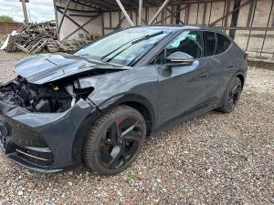 Grey Cupra Tavascan 2025 in Klaipeda, with an engine capacity of 0.00 L and mileage of 41 thousand km for 23500 €, photo 5 on AUTOMOTO.COM.LV