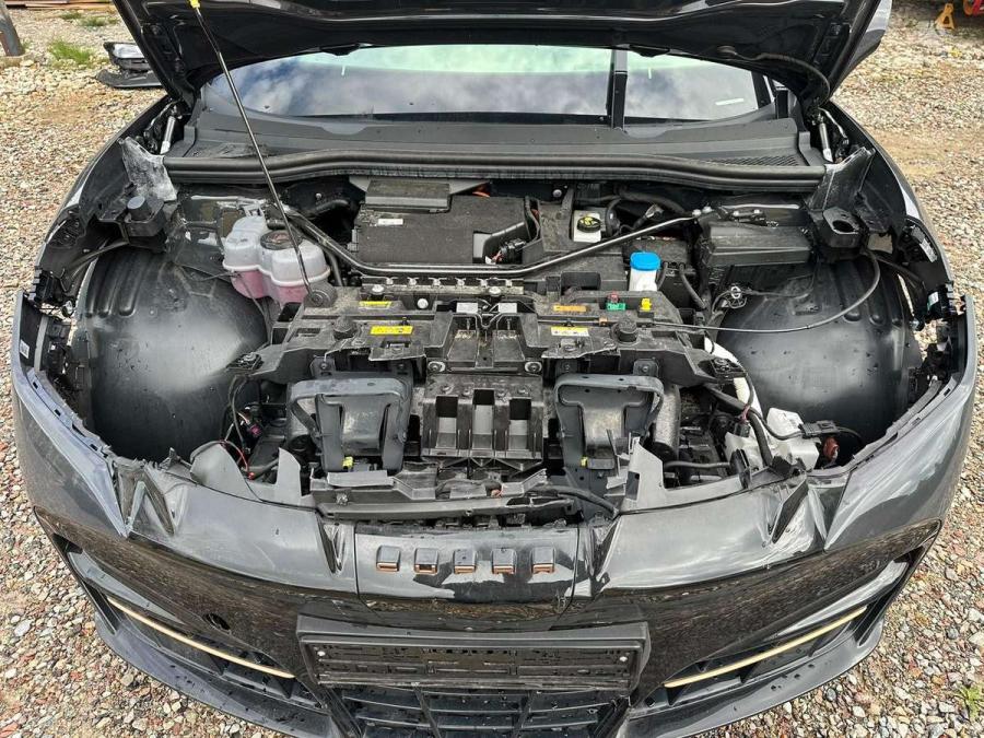 Grey Cupra Tavascan 2025 in Klaipeda, with an engine capacity of 0.00 L and mileage of 41 thousand km for 23500 €, photo 8 on AUTOMOTO.COM.LV