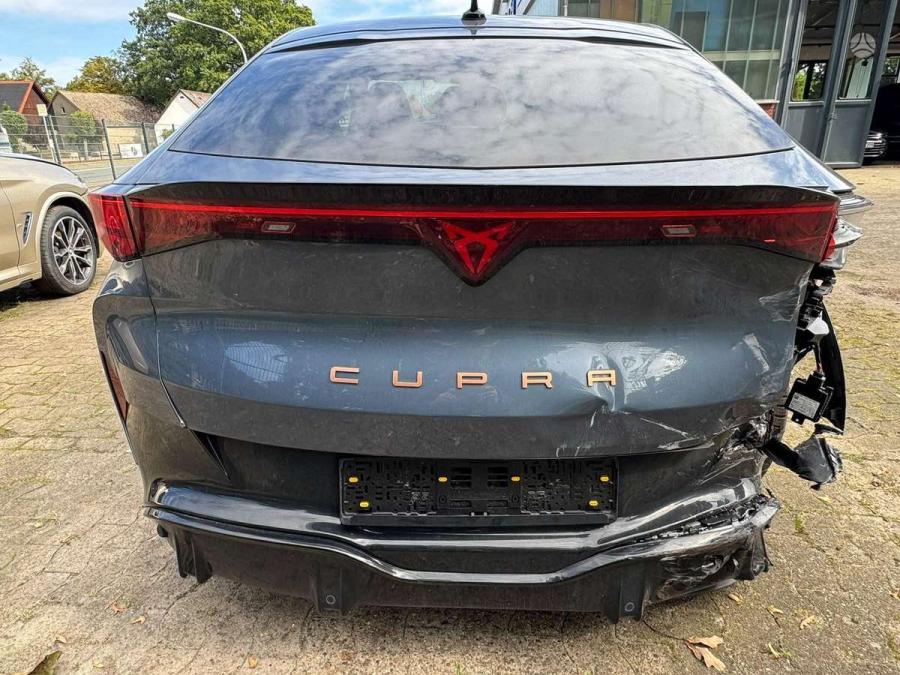 Серый Cupra Tavascan 2025 в Каунас, объемом двигателя 0.00 л и пробегом 25 тыс. км за 23900 €, фото 6 на AUTOMOTO.COM.LV