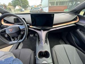 Серый Cupra Tavascan 2025 в Каунас, объемом двигателя 0.00 л и пробегом 25 тыс. км за 23900 €, фото 17 на AUTOMOTO.COM.LV
