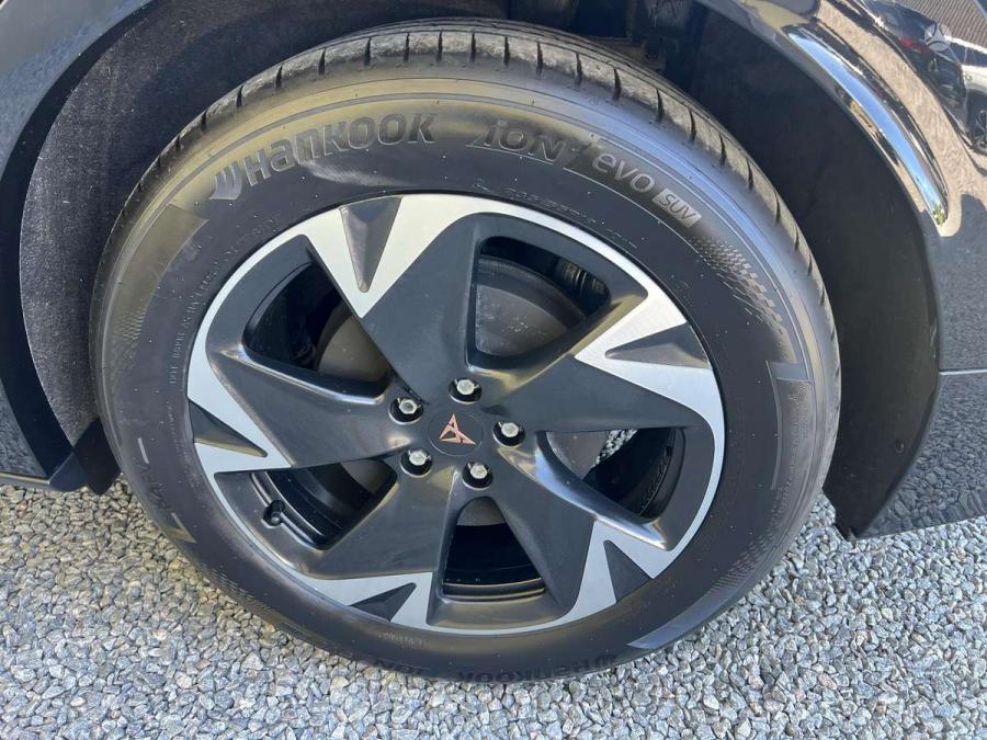 Grey Cupra Tavascan 2025 in Kaunas, with an engine capacity of 0.00 L and mileage of 18 thousand km for 25950 €, photo 28 on AUTOMOTO.COM.LV