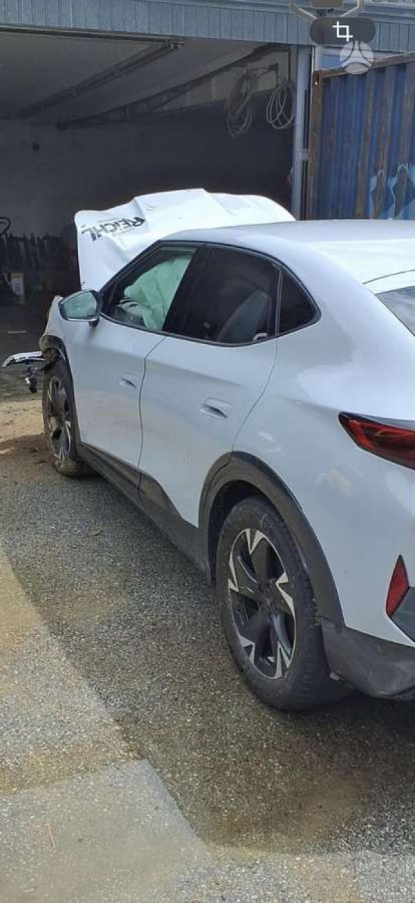 Pelēks Cupra Tavascan 2026 Utena, ar dzinēja tilpumu 0.00 L un nobraukumu 2 tūkst. km par 15700 €, foto 4 vietnē AUTOMOTO.COM.LV
