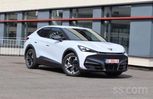 Белый Cupra Tavascan 2025 в Рига, объемом двигателя 0.00 л и пробегом 2 тыс. км за 40980 €, фото  на AUTOMOTO.COM.LV
