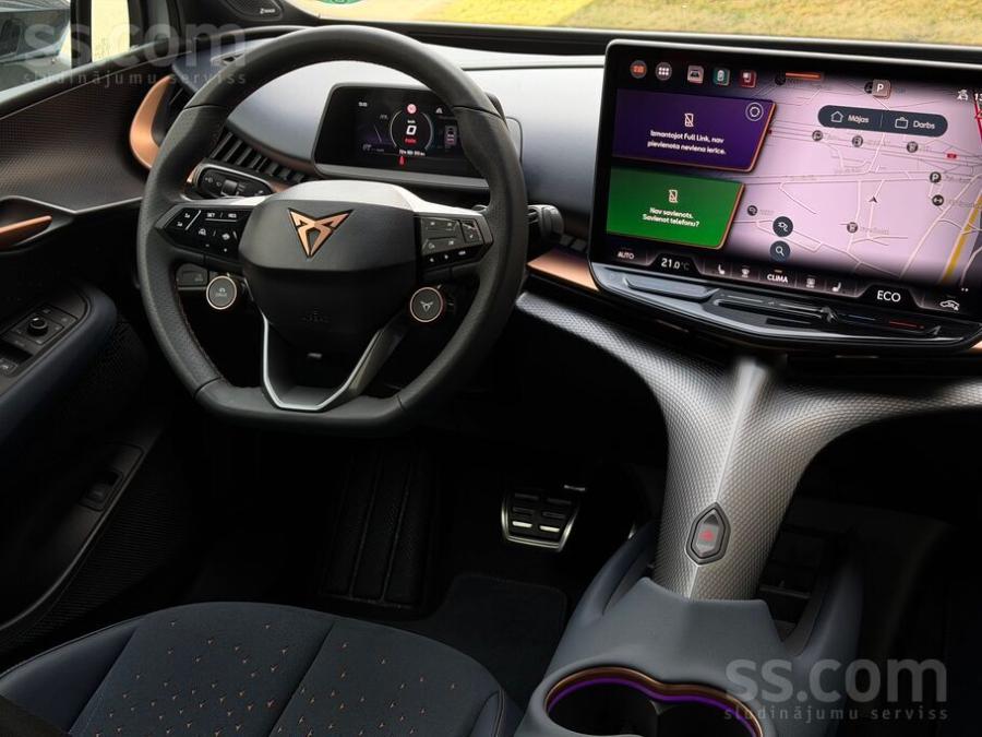 Белый Cupra Tavascan 2025 в Рига, объемом двигателя 0.00 л и пробегом 2 тыс. км за 40980 €, фото 16 на AUTOMOTO.COM.LV