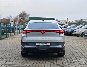 Белый Cupra Tavascan 2025 в Лиепая, объемом двигателя 0.00 л и пробегом 0 тыс. км за 45270 €, фото 4 на AUTOMOTO.COM.LV