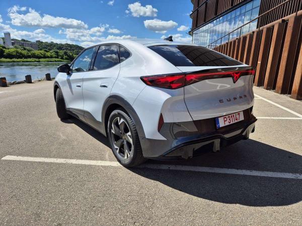 Белый Cupra Tavascan 2025 в Каунас, объемом двигателя 0.00 л и пробегом 400 тыс. км за 35550 €, фото 6 на AUTOMOTO.COM.LV
