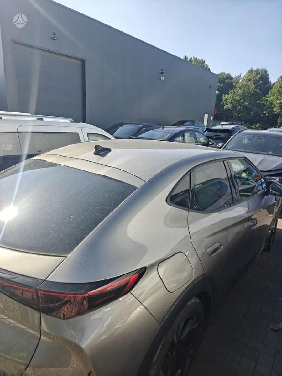 Dzeltens Cupra Tavascan 2025 Kauņa, ar dzinēja tilpumu 0.00 L un nobraukumu 20 tūkst. km par 19300 €, foto 4 vietnē AUTOMOTO.COM.LV