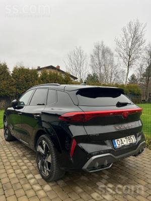 Black Cupra Terramar 2024 in Riga, with an engine capacity of 2.00 L and mileage of 16 thousand km for 37000 €, photo 4 on AUTOMOTO.COM.LV