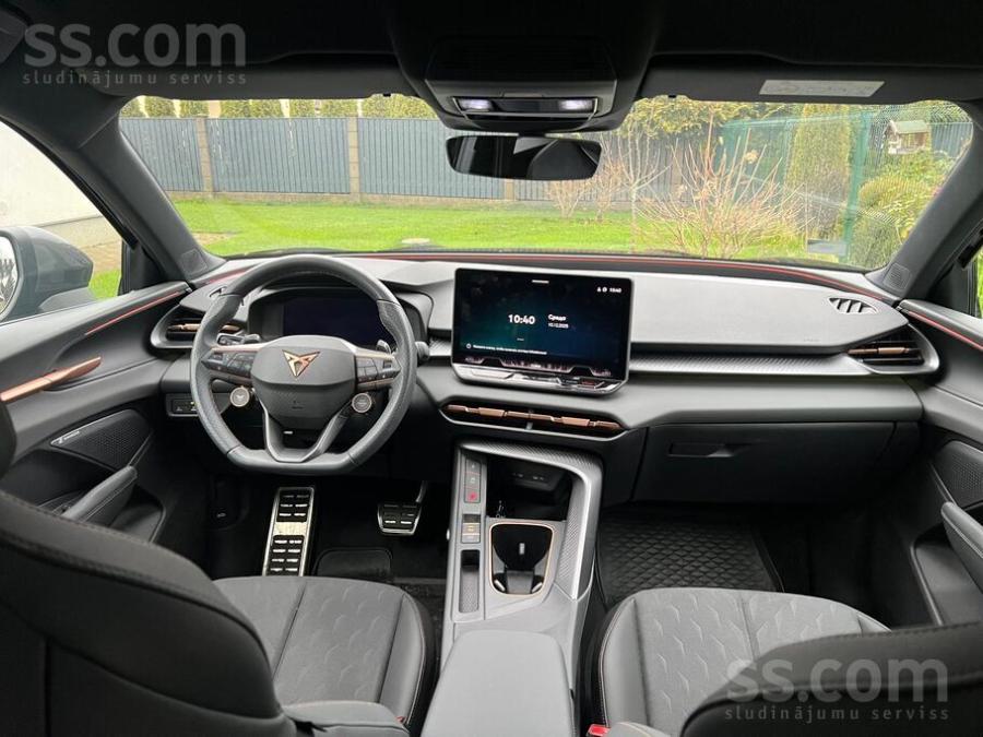 Black Cupra Terramar 2024 in Riga, with an engine capacity of 2.00 L and mileage of 16 thousand km for 37000 €, photo 5 on AUTOMOTO.COM.LV