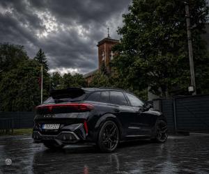 Melns Cupra Terramar 2025 Mažeikiai, ar dzinēja tilpumu 1.98 L un nobraukumu 3 tūkst. km par 43900 €, foto 6 vietnē AUTOMOTO.COM.LV