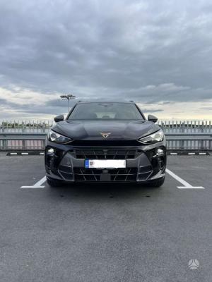 Melns Cupra Terramar 2025 Viļņa, ar dzinēja tilpumu 1.98 L un nobraukumu 12 tūkst. km par 40900 €, foto 3 vietnē AUTOMOTO.COM.LV