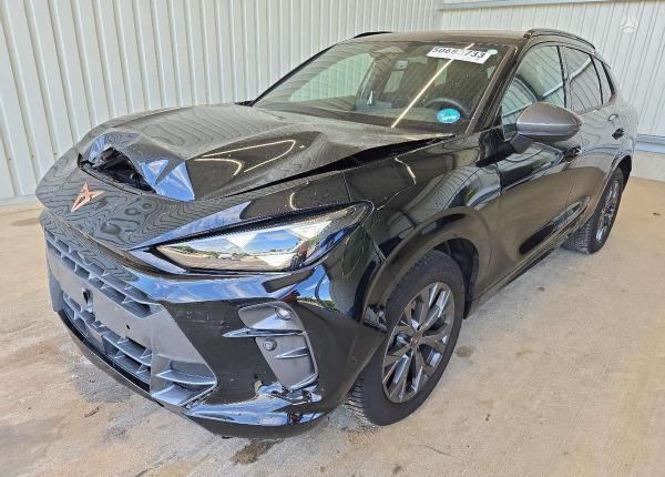 Melns Cupra Terramar 2026 Klaipėda, ar dzinēja tilpumu 1.98 L un nobraukumu 19 tūkst. km par 14200 €, foto 3 vietnē AUTOMOTO.COM.LV