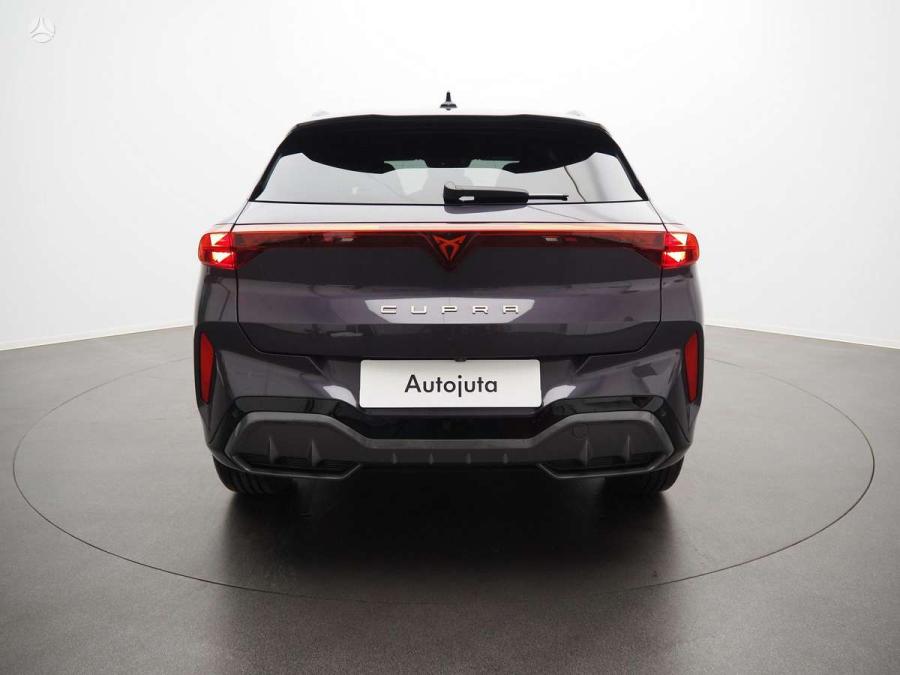 Melns Cupra Terramar 2026 Viļņa, ar dzinēja tilpumu 1.98 L un nobraukumu 5 tūkst. km par 37900 €, foto 6 vietnē AUTOMOTO.COM.LV