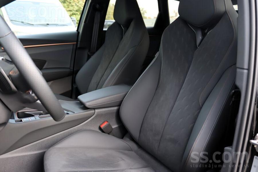 Melns Cupra Terramar 2026 Rīga, ar dzinēja tilpumu 2.00 L un nobraukumu 8 tūkst. km par 40990 €, foto 28 vietnē AUTOMOTO.COM.LV