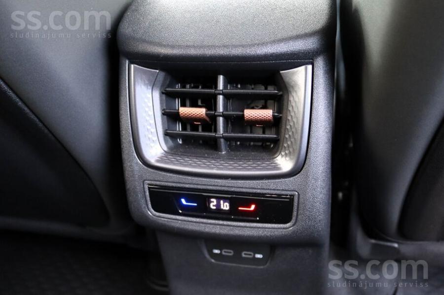 Melns Cupra Terramar 2026 Rīga, ar dzinēja tilpumu 2.00 L un nobraukumu 8 tūkst. km par 40990 €, foto 30 vietnē AUTOMOTO.COM.LV