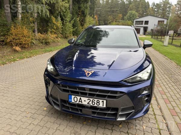 Zils Cupra Terramar 2024 Ogre, ar dzinēja tilpumu 1.50 L un nobraukumu 50 tūkst. km par 28400 €, foto 6 vietnē AUTOMOTO.COM.LV