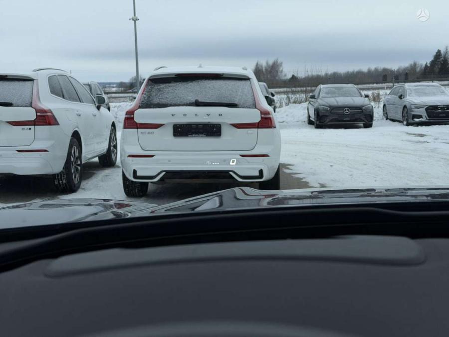Blue Cupra Terramar 2025 in Siauliai, with an engine capacity of 1.50 L and mileage of 26 thousand km for 32990 €, photo 26 on AUTOMOTO.COM.LV
