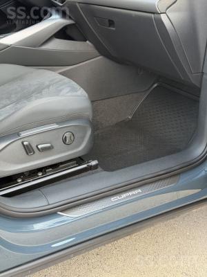 Blue Cupra Terramar 2025 in Riga, with an engine capacity of 2.00 L and mileage of 26 thousand km for 37500 €, photo 11 on AUTOMOTO.COM.LV