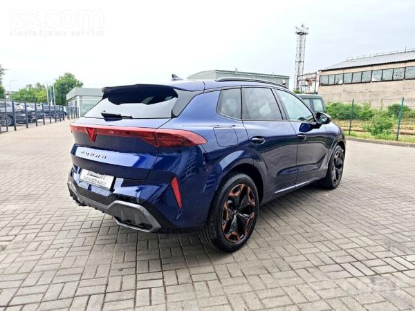 Zils Cupra Terramar 2025 Liepāja, ar dzinēja tilpumu 1.50 L un nobraukumu 11 tūkst. km par 36500 €, foto 5 vietnē AUTOMOTO.COM.LV