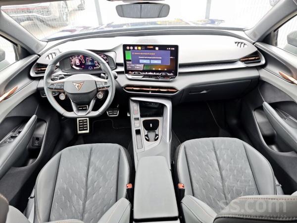 Zils Cupra Terramar 2025 Liepāja, ar dzinēja tilpumu 1.50 L un nobraukumu 11 tūkst. km par 36500 €, foto 10 vietnē AUTOMOTO.COM.LV