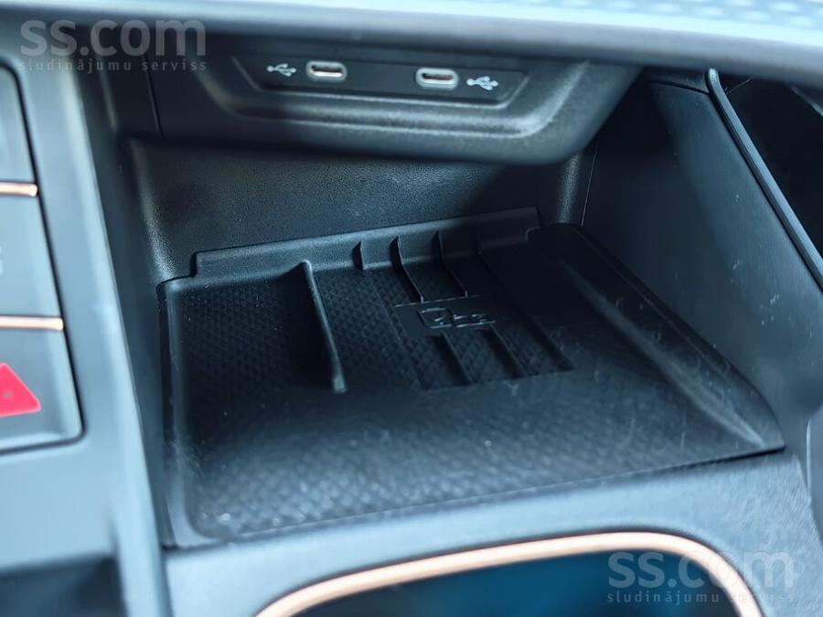 Zils Cupra Terramar 2025 Liepāja, ar dzinēja tilpumu 1.50 L un nobraukumu 11 tūkst. km par 36500 €, foto 25 vietnē AUTOMOTO.COM.LV