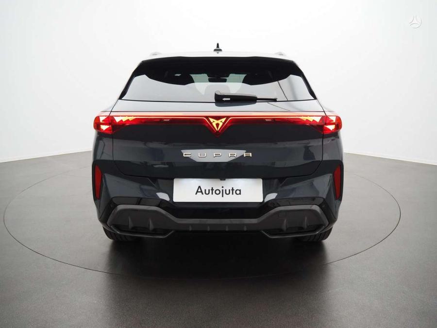 Zils Cupra Terramar 2025 Viļņa, ar dzinēja tilpumu 1.50 L un nobraukumu 45 tūkst. km par 29900 €, foto 6 vietnē AUTOMOTO.COM.LV