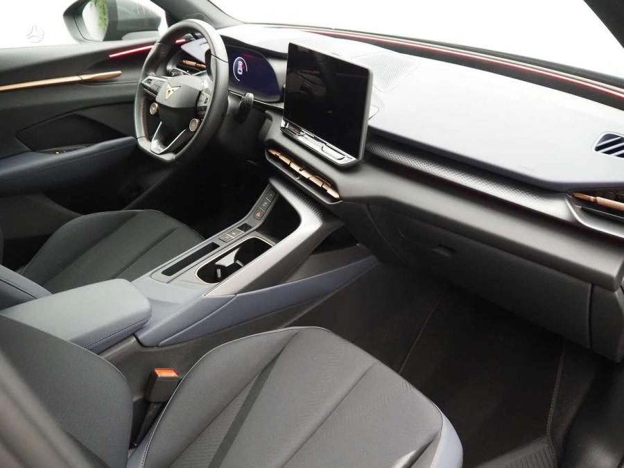 Zils Cupra Terramar 2025 Viļņa, ar dzinēja tilpumu 1.50 L un nobraukumu 45 tūkst. km par 29900 €, foto 13 vietnē AUTOMOTO.COM.LV