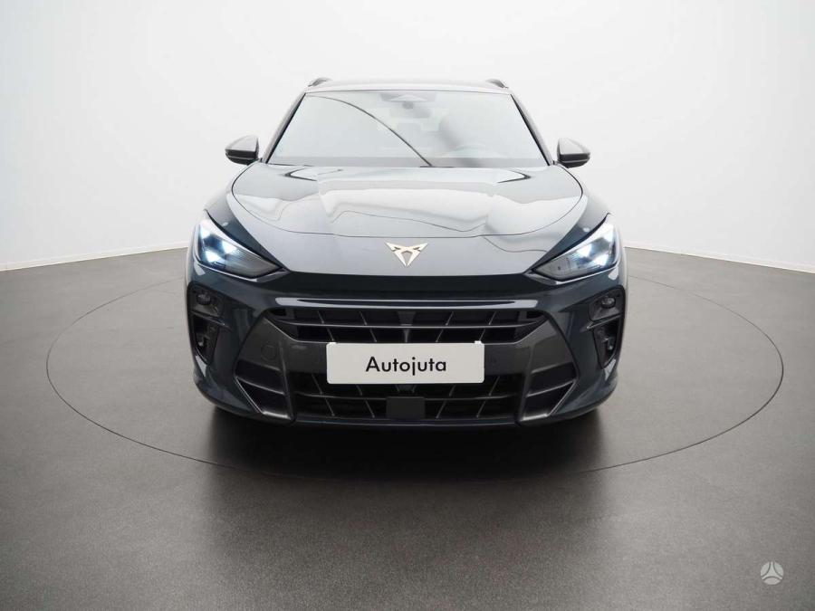 Zils Cupra Terramar 2025 Viļņa, ar dzinēja tilpumu 1.50 L un nobraukumu 47 tūkst. km par 29900 €, foto 3 vietnē AUTOMOTO.COM.LV