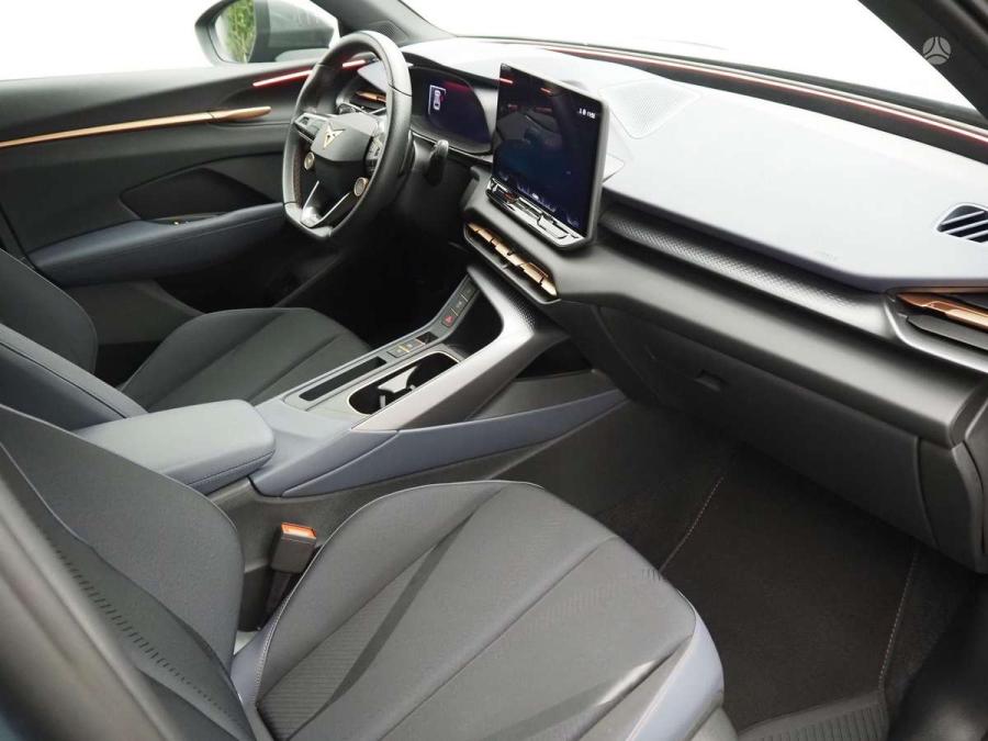 Zils Cupra Terramar 2025 Viļņa, ar dzinēja tilpumu 1.50 L un nobraukumu 47 tūkst. km par 29900 €, foto 13 vietnē AUTOMOTO.COM.LV