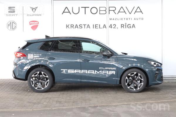 Blue Cupra Terramar 2026 in Riga, with an engine capacity of 1.50 L and mileage of 5 thousand km for 36990 €, photo 6 on AUTOMOTO.COM.LV