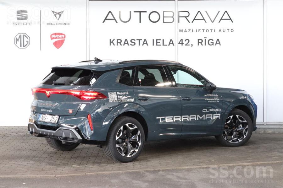 Zils Cupra Terramar 2026 Rīga, ar dzinēja tilpumu 1.50 L un nobraukumu 5 tūkst. km par 36990 €, foto 7 vietnē AUTOMOTO.COM.LV