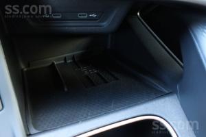 Zils Cupra Terramar 2026 Rīga, ar dzinēja tilpumu 1.50 L un nobraukumu 5 tūkst. km par 36990 €, foto 26 vietnē AUTOMOTO.COM.LV