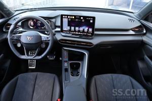 Zils Cupra Terramar 2026 Rīga, ar dzinēja tilpumu 1.50 L un nobraukumu 5 tūkst. km par 36990 €, foto 28 vietnē AUTOMOTO.COM.LV