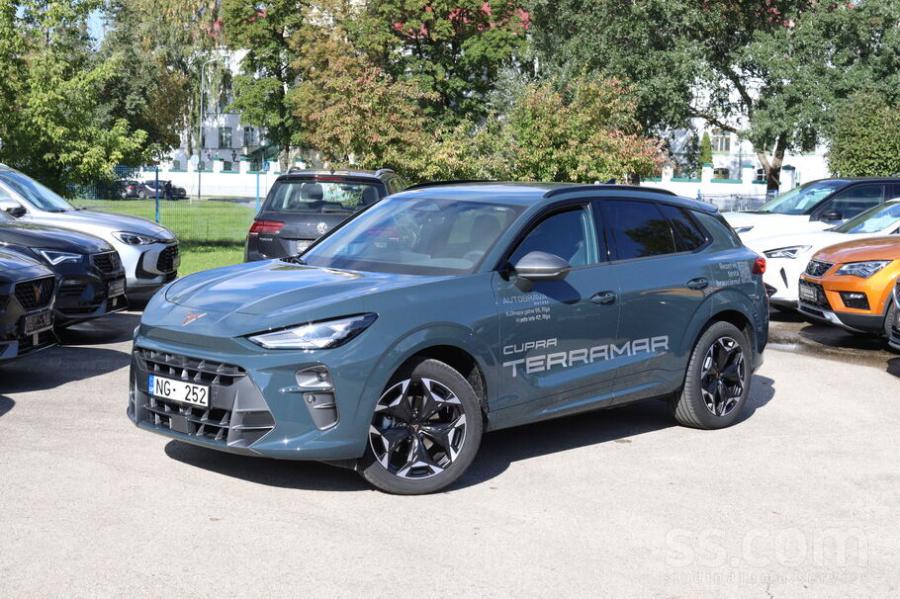 Zils Cupra Terramar 2026 Rīga, ar dzinēja tilpumu 1.50 L un nobraukumu 5 tūkst. km par 36990 €, foto 34 vietnē AUTOMOTO.COM.LV