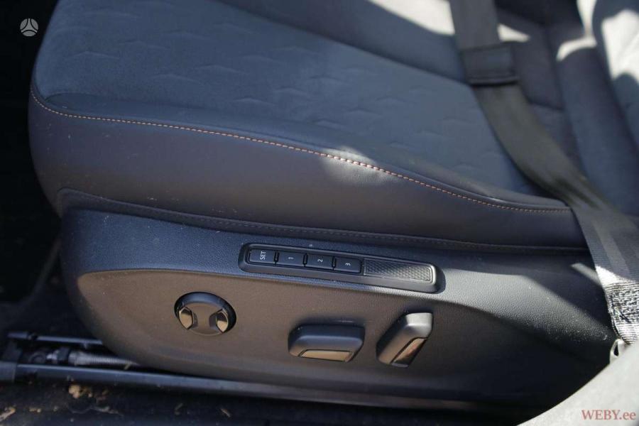 Blue Cupra Terramar 2026 in Tallinn, with an engine capacity of 1.98 L and mileage of 3 thousand km for 12800 €, photo 20 on AUTOMOTO.COM.LV