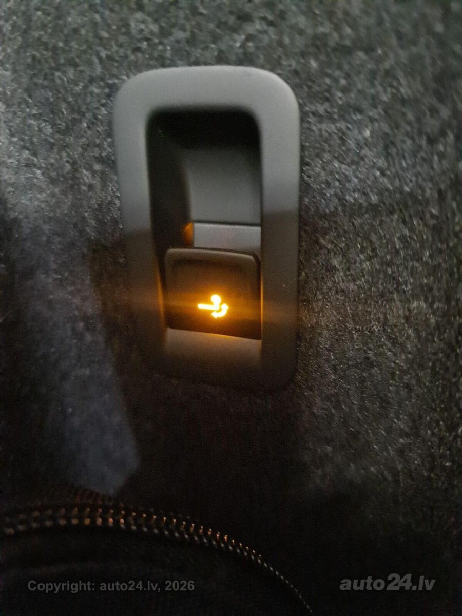 Синий Cupra Terramar 2025 в Таллин, объемом двигателя 1.50 л и пробегом 2 тыс. км за 49320 €, фото 12 на AUTOMOTO.COM.LV