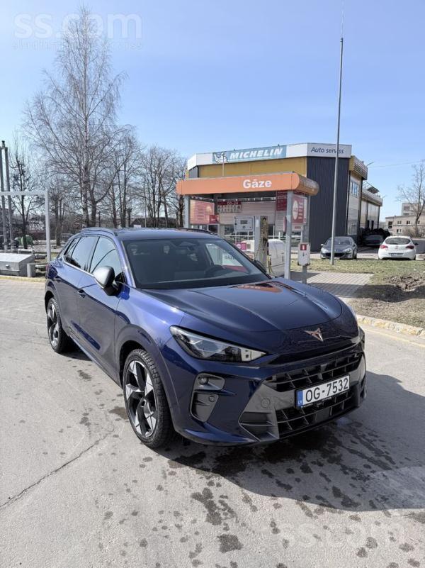 Синий Cupra Terramar 2025 в Рига, объемом двигателя 1.50 л и пробегом 7 тыс. км за 30500 €, фото 2 на AUTOMOTO.COM.LV