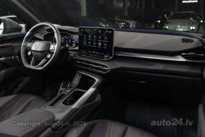 Cupra Terramar 2025 in Riga, with an engine capacity of 2.00 L and mileage of 16 thousand km for 37900 €, photo 12 on AUTOMOTO.COM.LV
