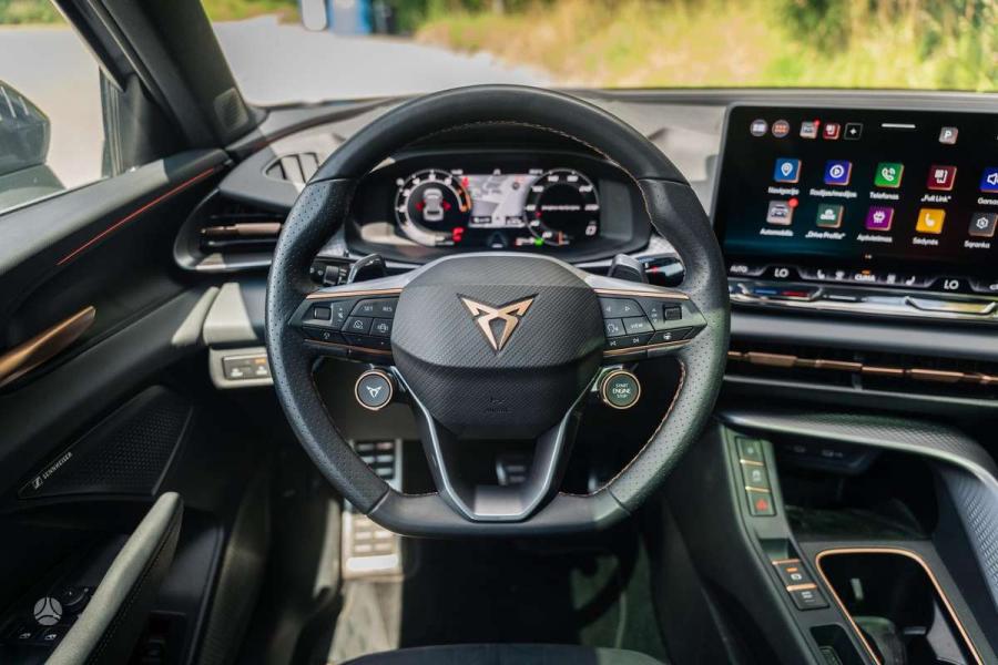 Pelēks Cupra Terramar 2024 Viļņa, ar dzinēja tilpumu 1.50 L un nobraukumu 15 tūkst. km par 34000 €, foto 11 vietnē AUTOMOTO.COM.LV
