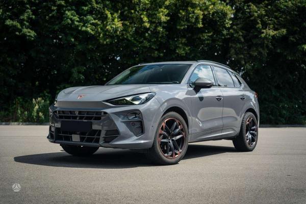 Pelēks Cupra Terramar 2024 Viļņa, ar dzinēja tilpumu 1.50 L un nobraukumu 17 tūkst. km par 33800 €, foto 1 vietnē AUTOMOTO.COM.LV