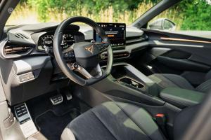 Серый Cupra Terramar 2024 в Вильнюс, объемом двигателя 1.50 л и пробегом 17 тыс. км за 33800 €, фото 12 на AUTOMOTO.COM.LV