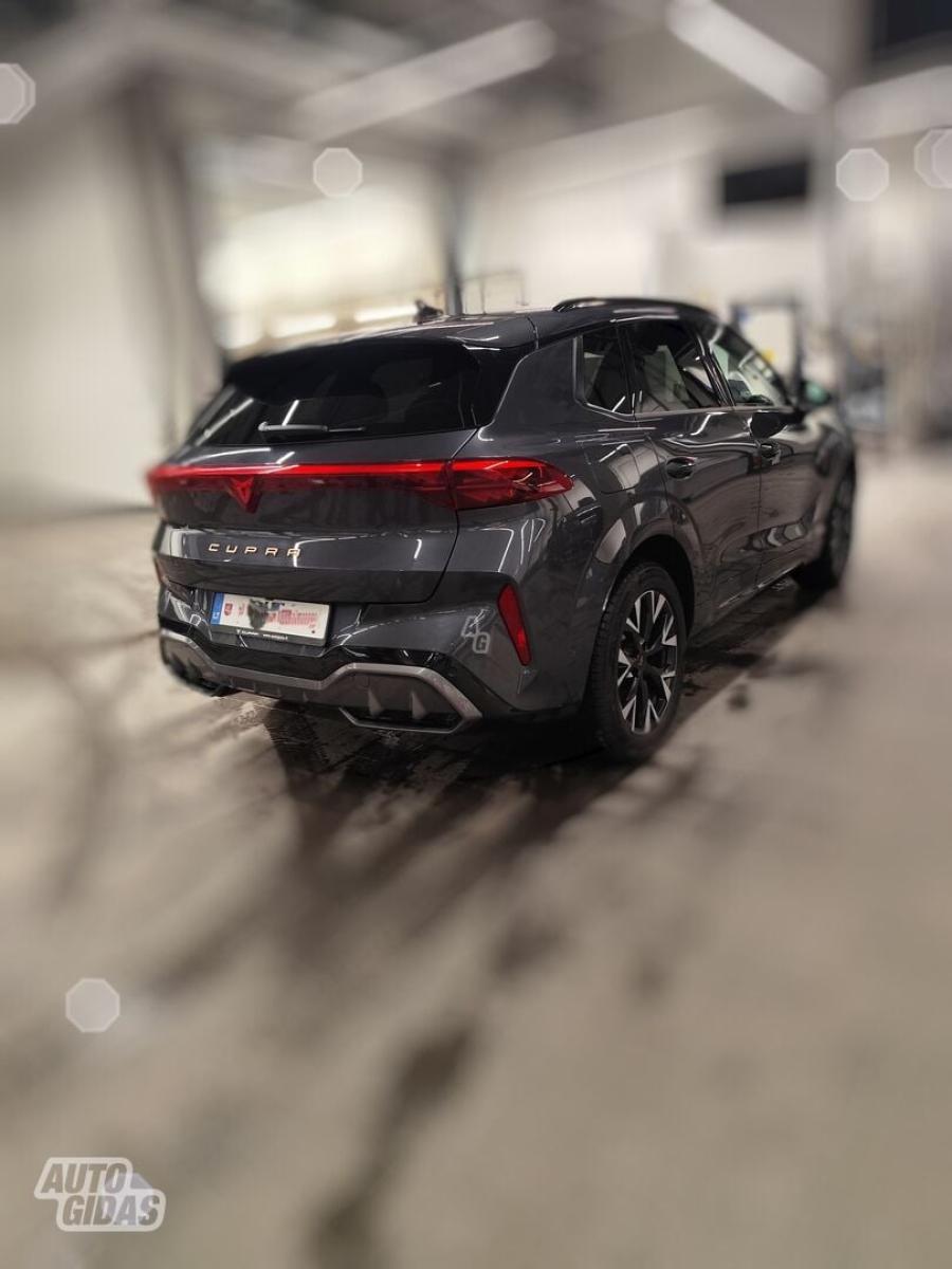 Pelēks Cupra Terramar 2025 Viļņa, ar dzinēja tilpumu 1.50 L un nobraukumu 32 tūkst. km par 32500 €, foto 6 vietnē AUTOMOTO.COM.LV