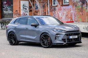 Pelēks Cupra Terramar 2025 Mažeikiai, ar dzinēja tilpumu 1.98 L un nobraukumu 15 tūkst. km par 46000 €, foto  vietnē AUTOMOTO.COM.LV